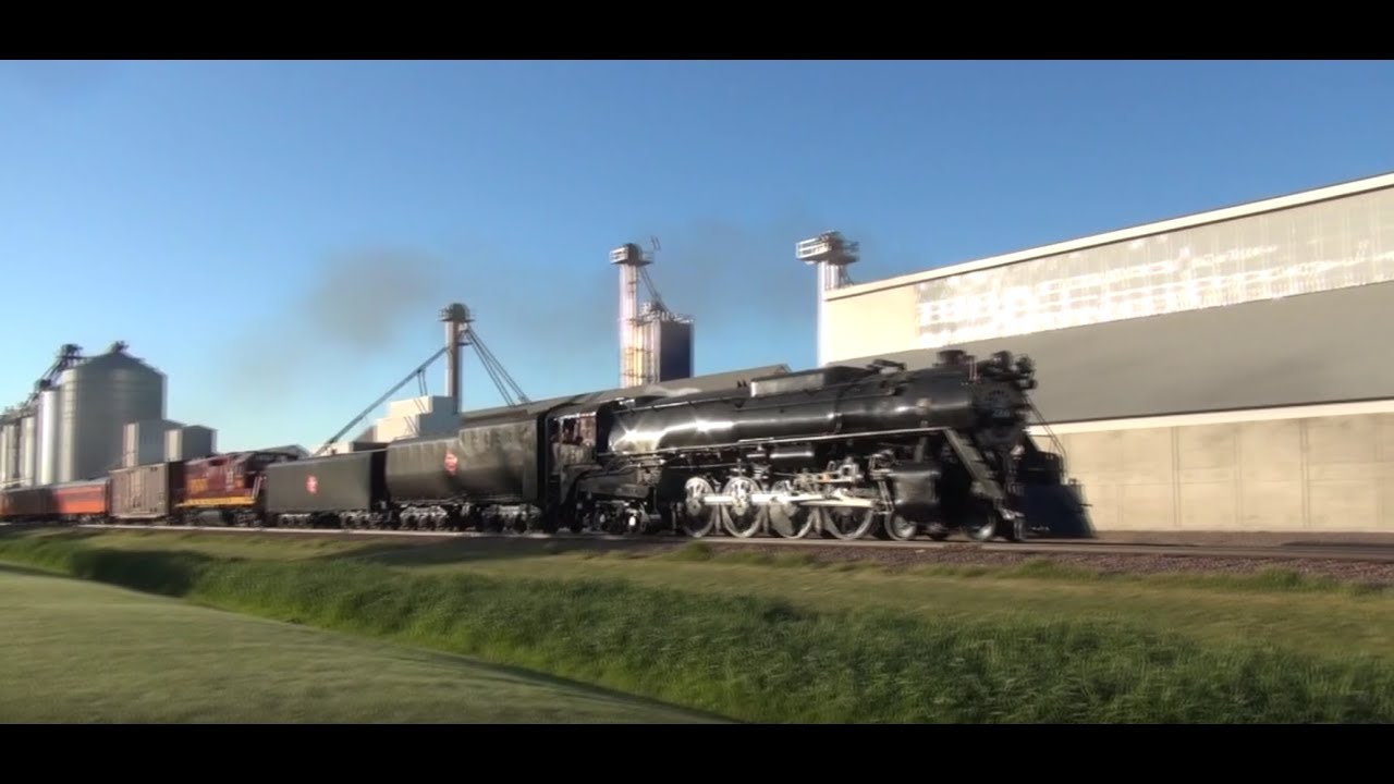 (HD) Awesome Drone Video of 261 Steam Engine with Great Sound! - YouTube