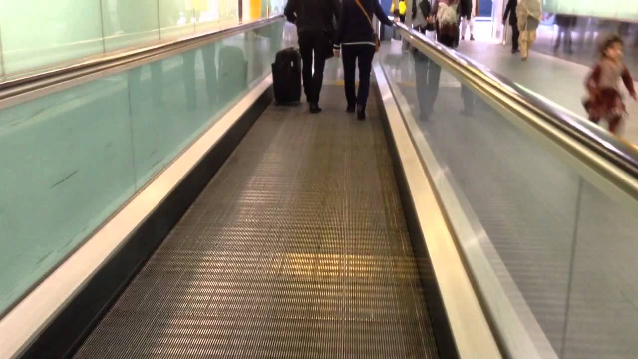 KONE Travelator and Escalator at Heathrow Terminal 3 - YouTube