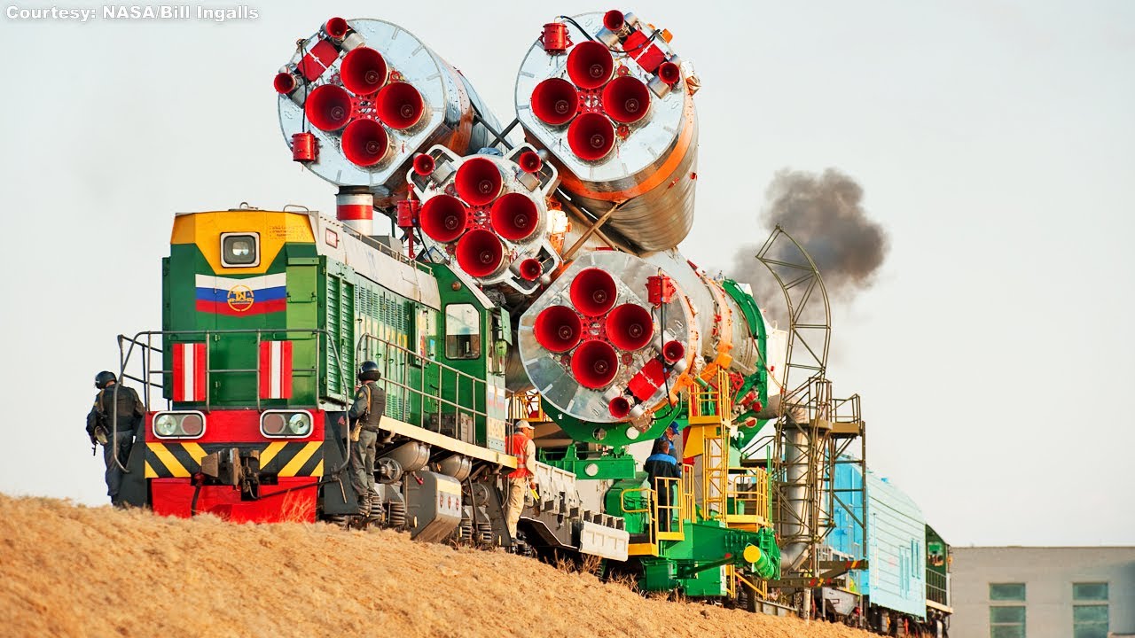 ROCKET Trains & Space Railroads! - YouTube