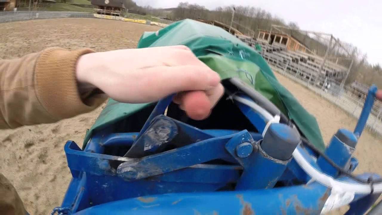 Fully Automatic Priefert Roping Chute - YouTube