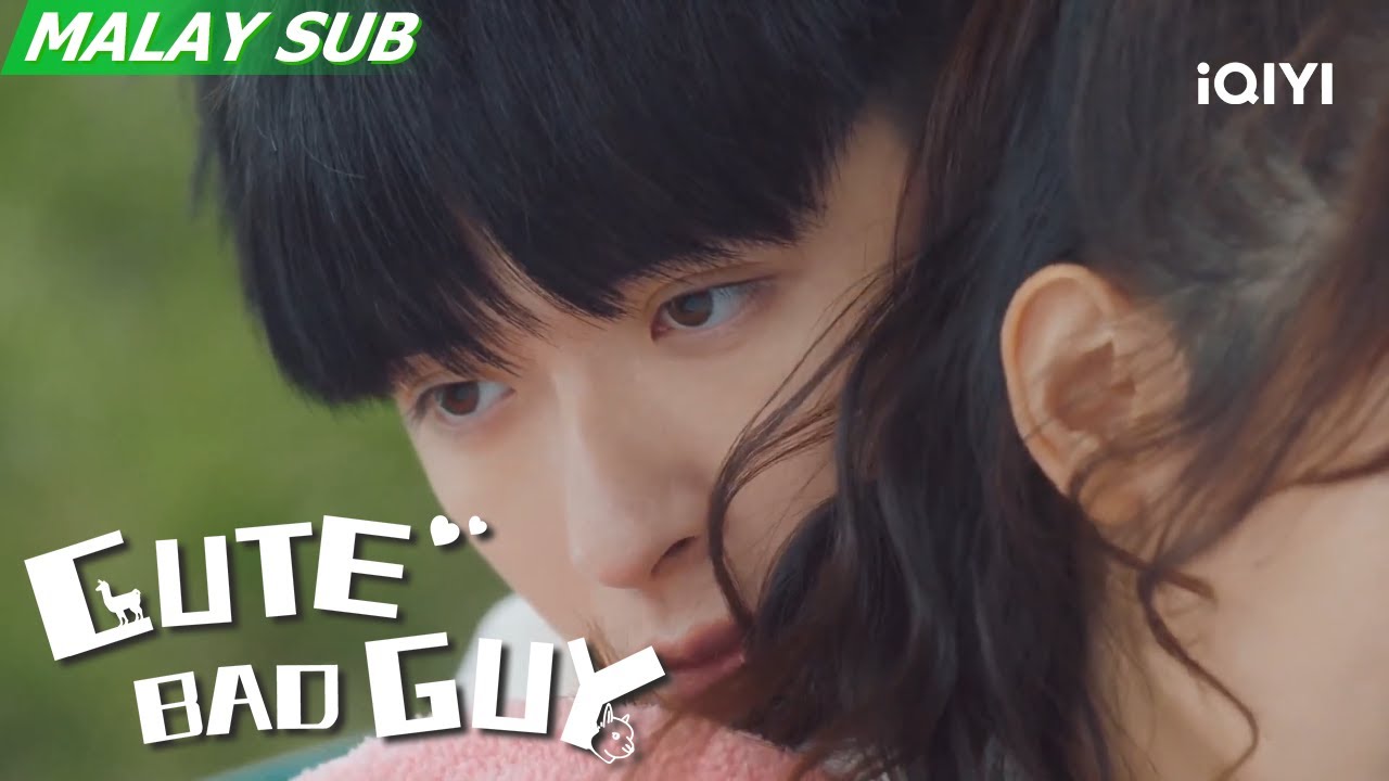 Fearful Mingxi Hugs Yumeng Tightly | Cute Bad Guy EP20 | iQIYI Malaysia ...