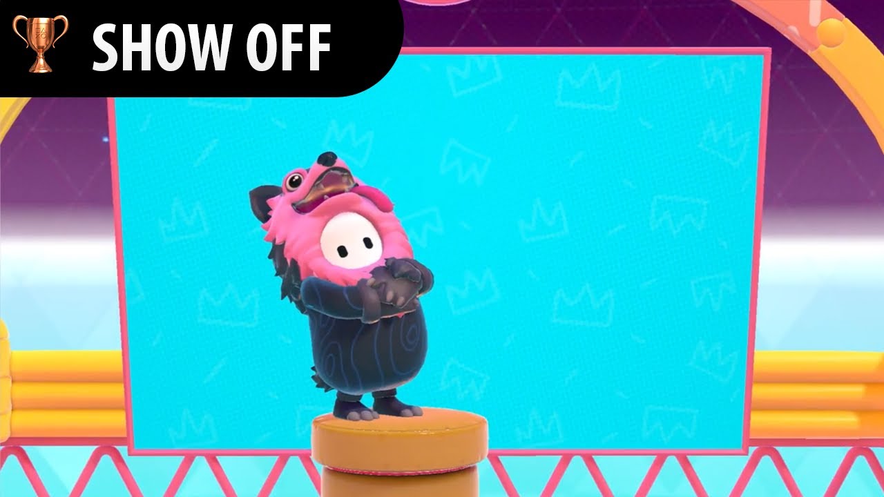 Fall Guys Show Off Trophy - YouTube