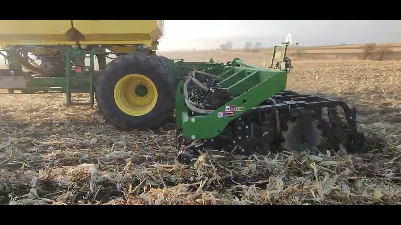 John Deere ST12 Drawn Strip Till in the field - YouTube