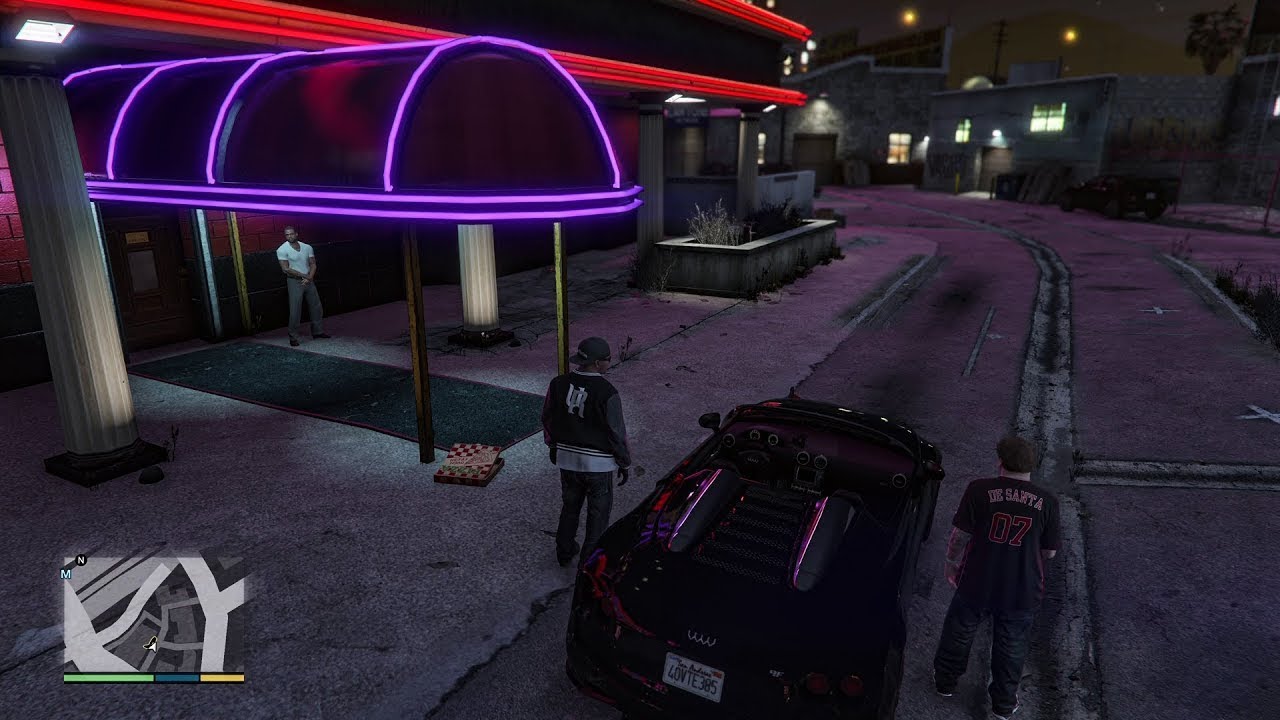 GTA V|Franklin Gece Kulübünde Kucak Dansı Yaptırıyor|Franklin is ...