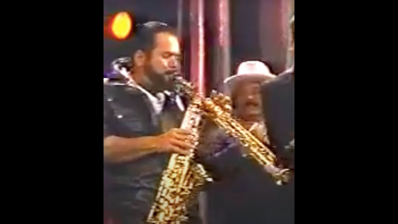 JUNNO FARIA QUITATE TU - YouTube