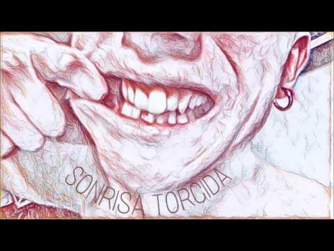 A. Mola - Sonrisa torcida - YouTube