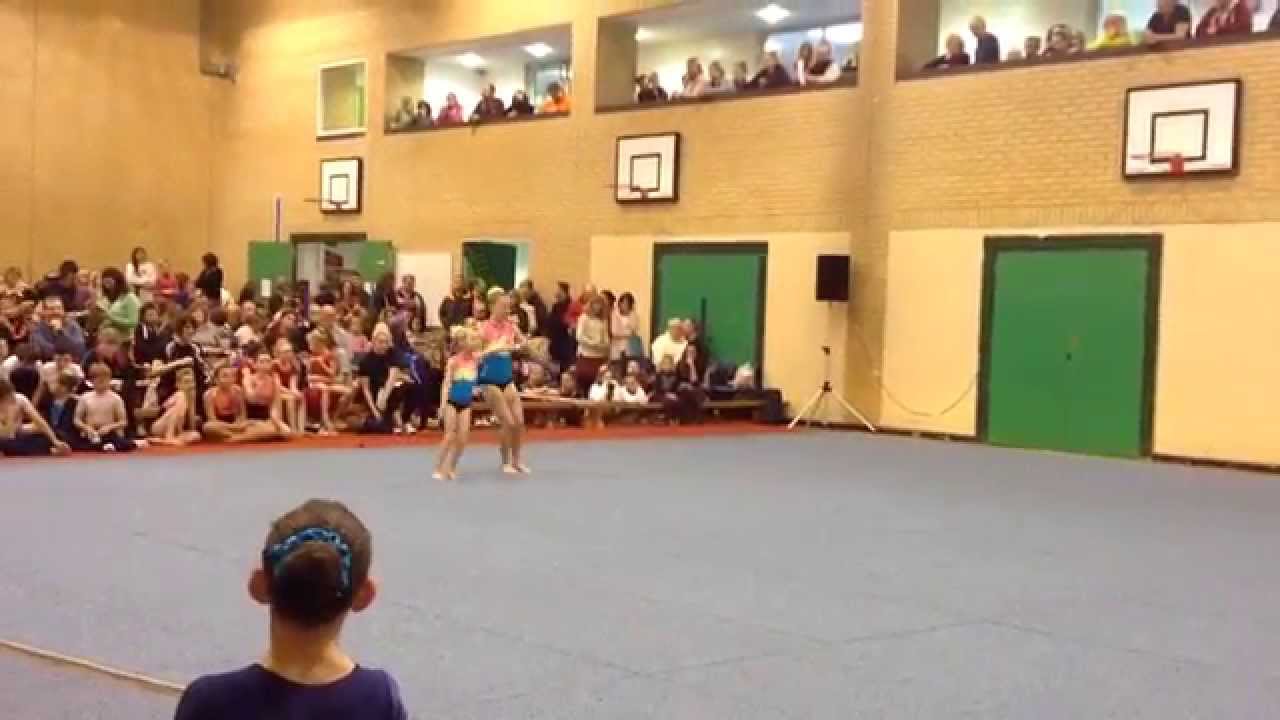 Splitz Gymnastics Club.Harley & Alannah Feb 2015 Gold Medal - YouTube