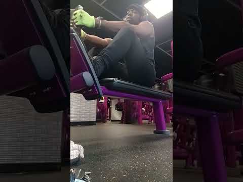 Using the DUAL PULLEY PULL-DOWN machine (seated) 💺 - YouTube