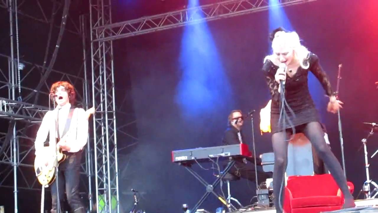 Amanda Jenssen and Pär Wiksten Live - YouTube