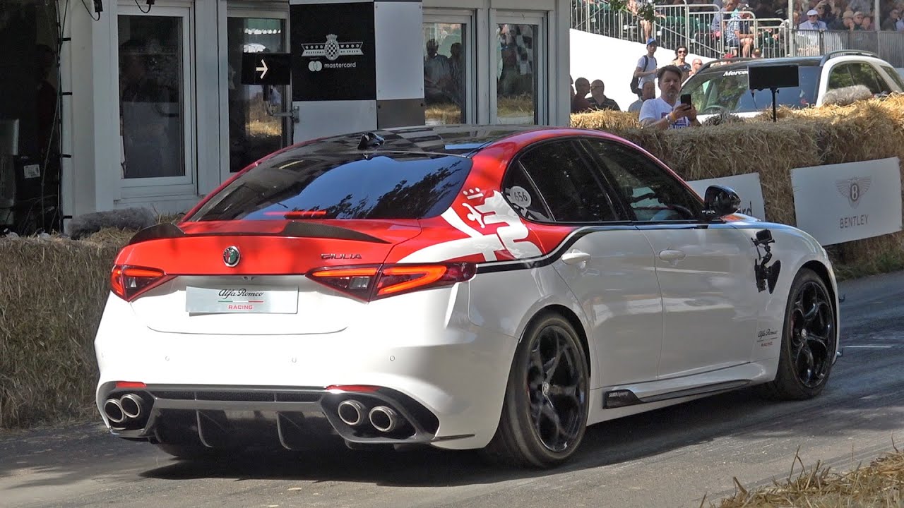 Alfa Romeo Giulia Quadrifoglio Racing Limited Edition w/ Akrapovič ...