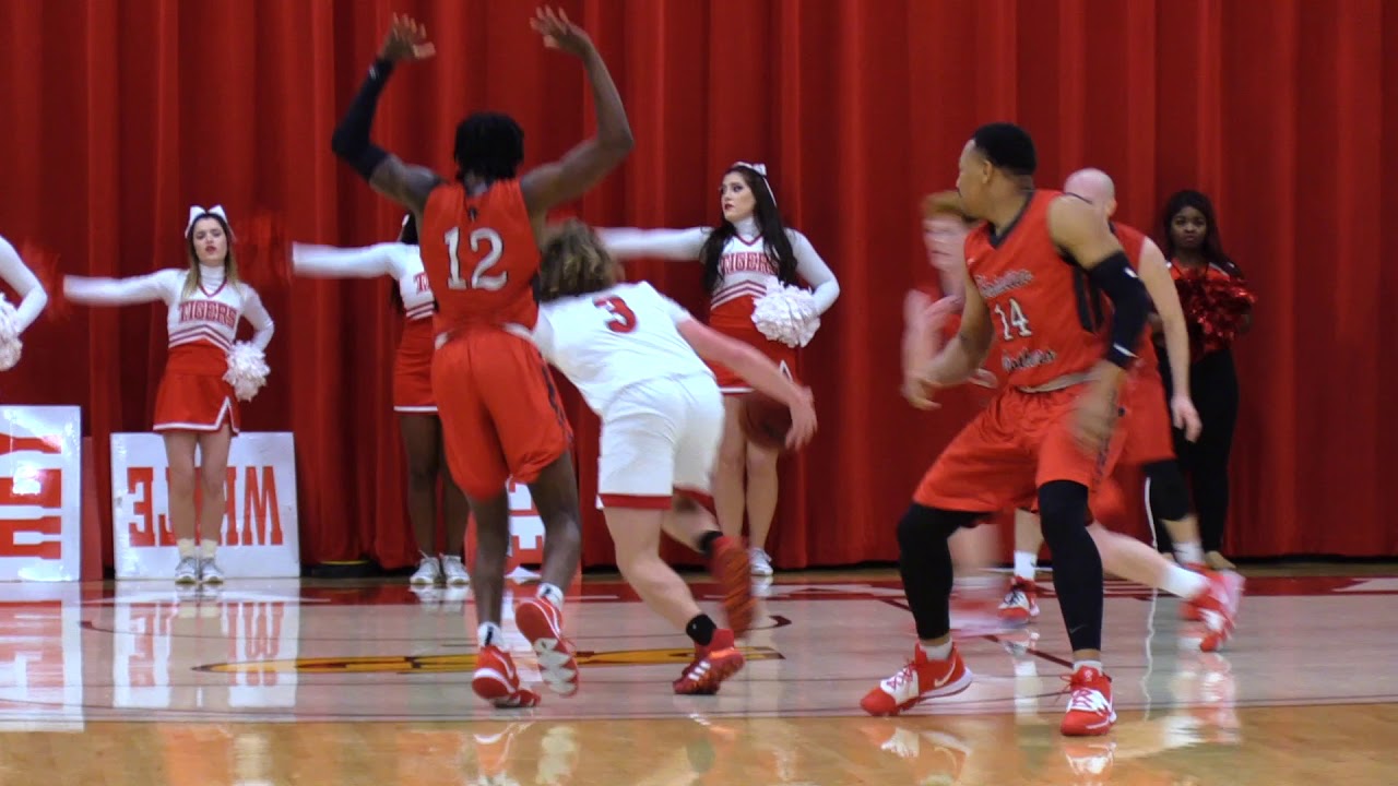 UWA Men's Basketball vs Christian Brothers Highlights - YouTube