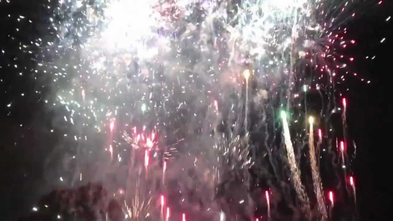 Crazy Bonfire Night Fireworks - 68 Cakes lit all at once! - YouTube