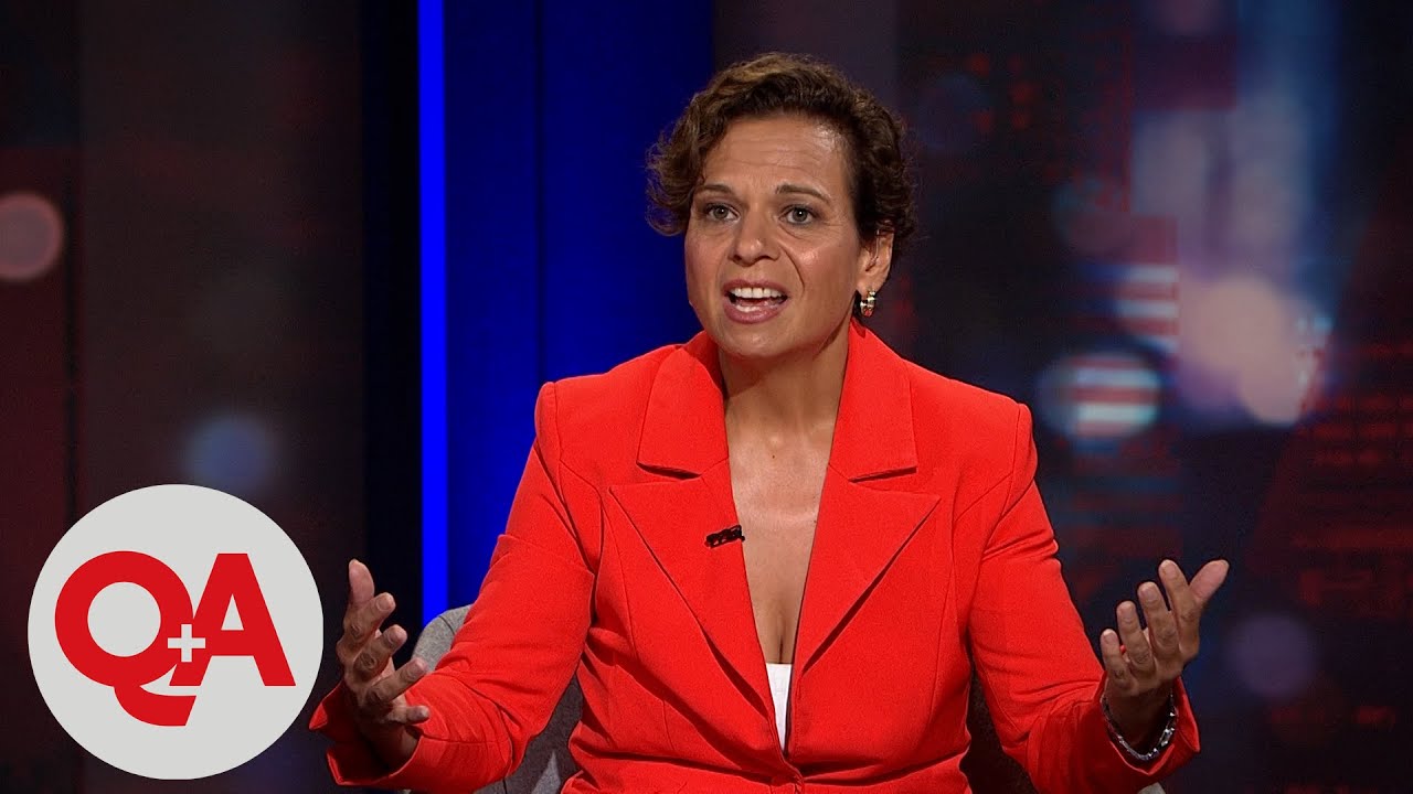 Banning News: The Beginning of the End for Facebook? - YouTube