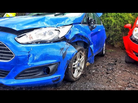 My Car Accident | Totaled Ford Fiesta - YouTube