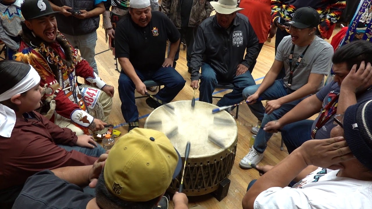 Drumside Blacklodge Lincoln's Powwow Simnasho Oregon 2019 - YouTube