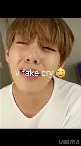 v fake cry😂vs real cry 🥺#bts - YouTube