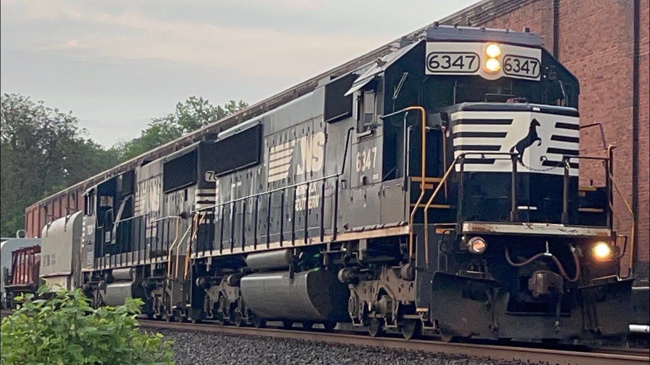 NS 6347 And NS 7024 take C39 West Catch 2 (Springdale PA) 5/5/24 - YouTube