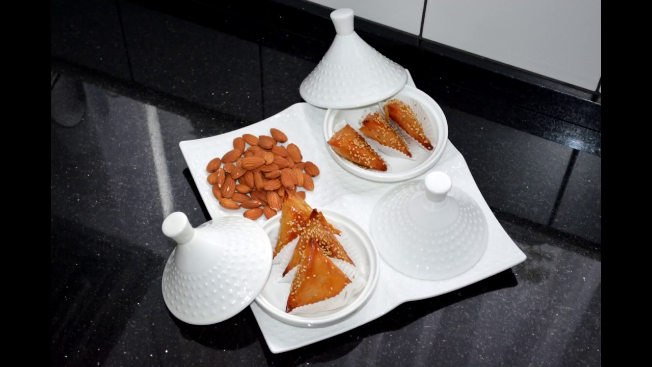 Recette Briwate Aux Amandes (Rif) - YouTube