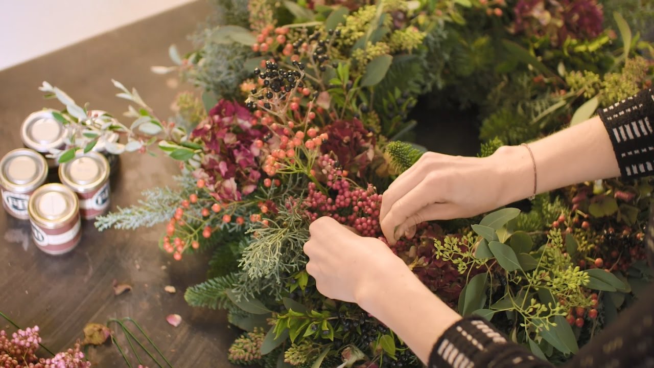 How to Make a Festive Wreath - YouTube