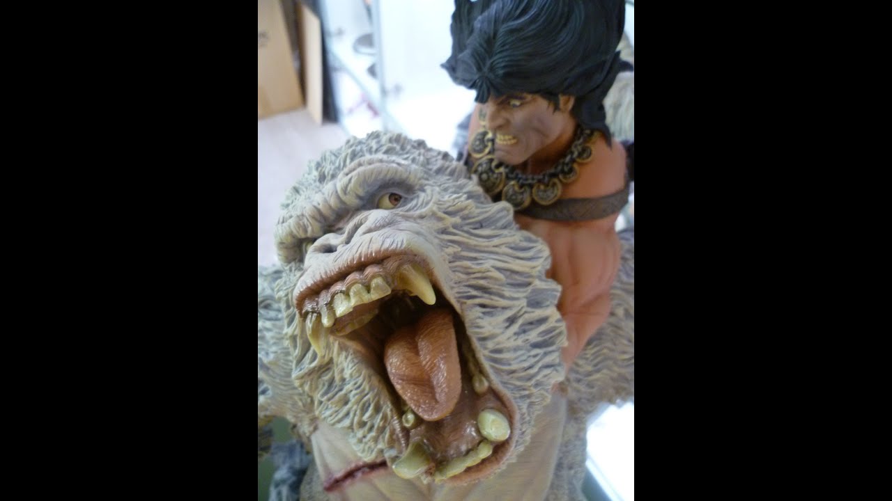 Sideshow Conan Statue Fury of the Beast WHITE VERSION - YouTube