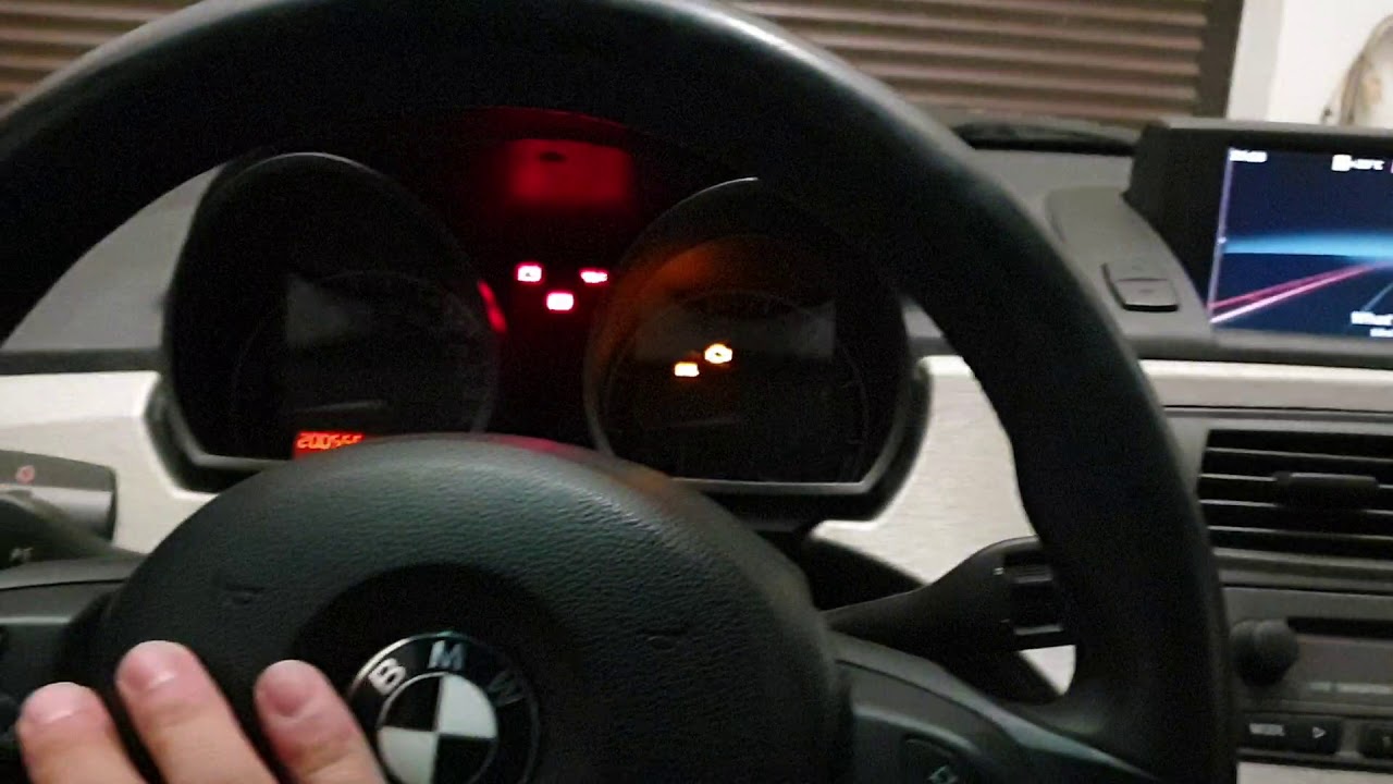 BMW Z4 E85 Raspberry Pi Kodi Interface - YouTube