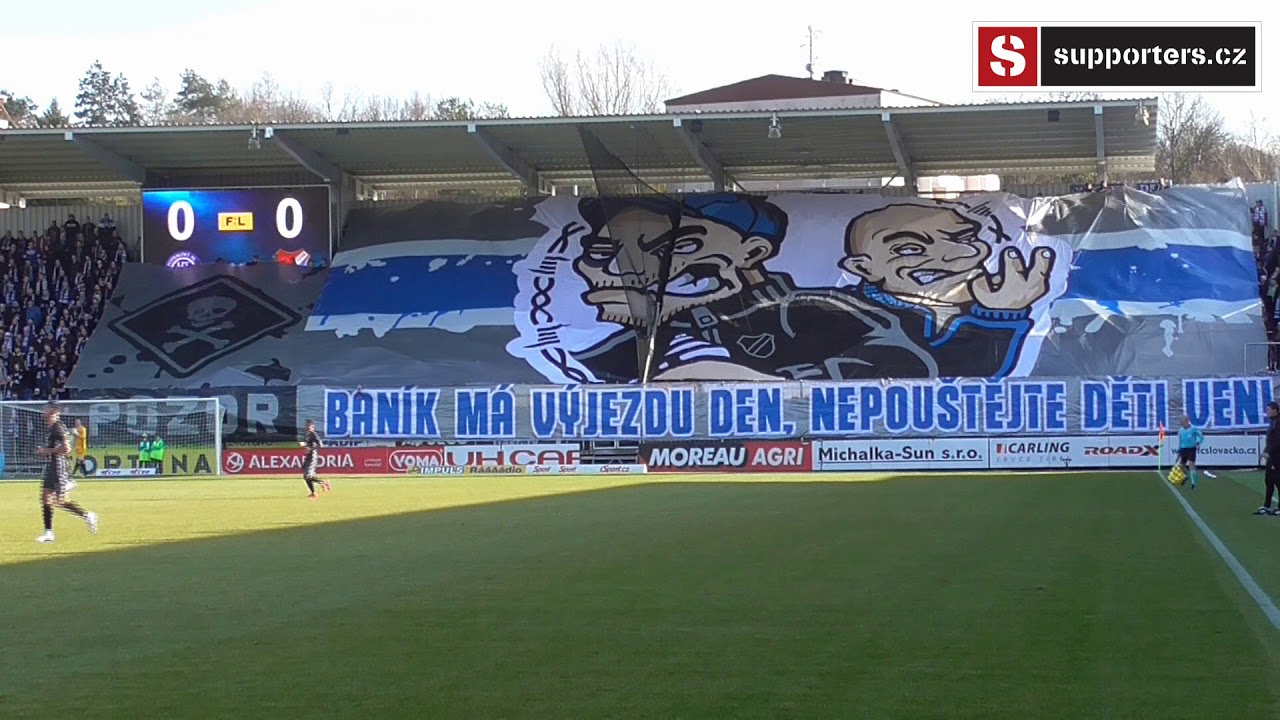 1. FC Slovácko - FC Baník Ostrava - choreo, pyro, support. - YouTube
