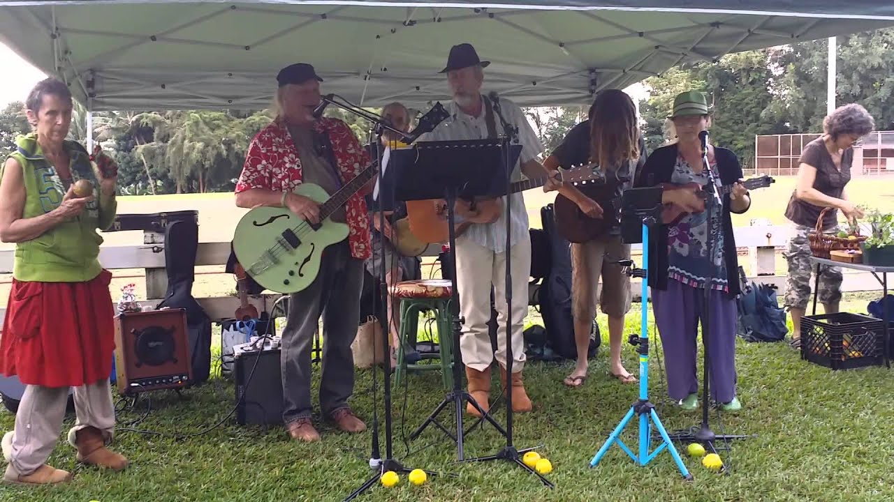 Hakalau Farmer's Market Band - YouTube