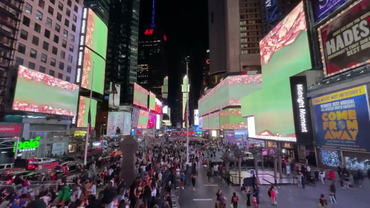 Times_Squara_Midnight_Moment - YouTube
