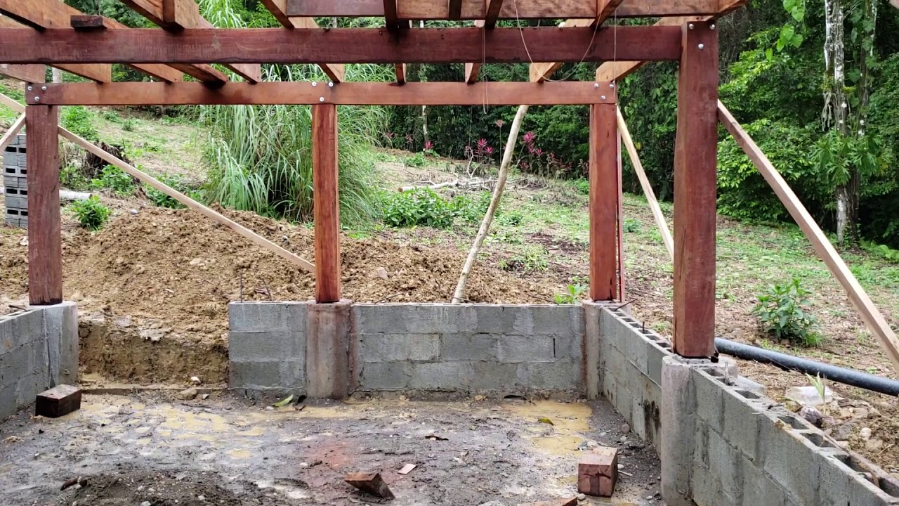 Building a House in Costa Rica Day 15 Construction - YouTube