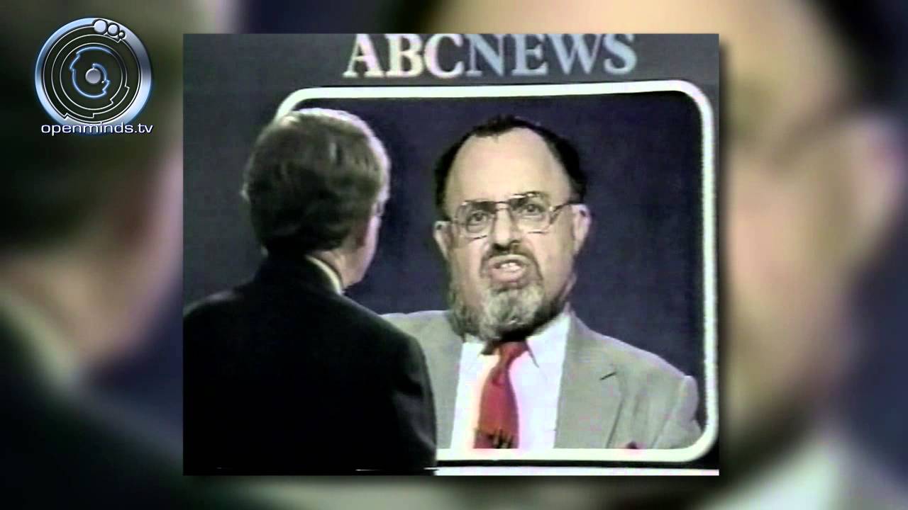 Stanton Friedman - 2013 UFO Lifetime Achievement Award - YouTube