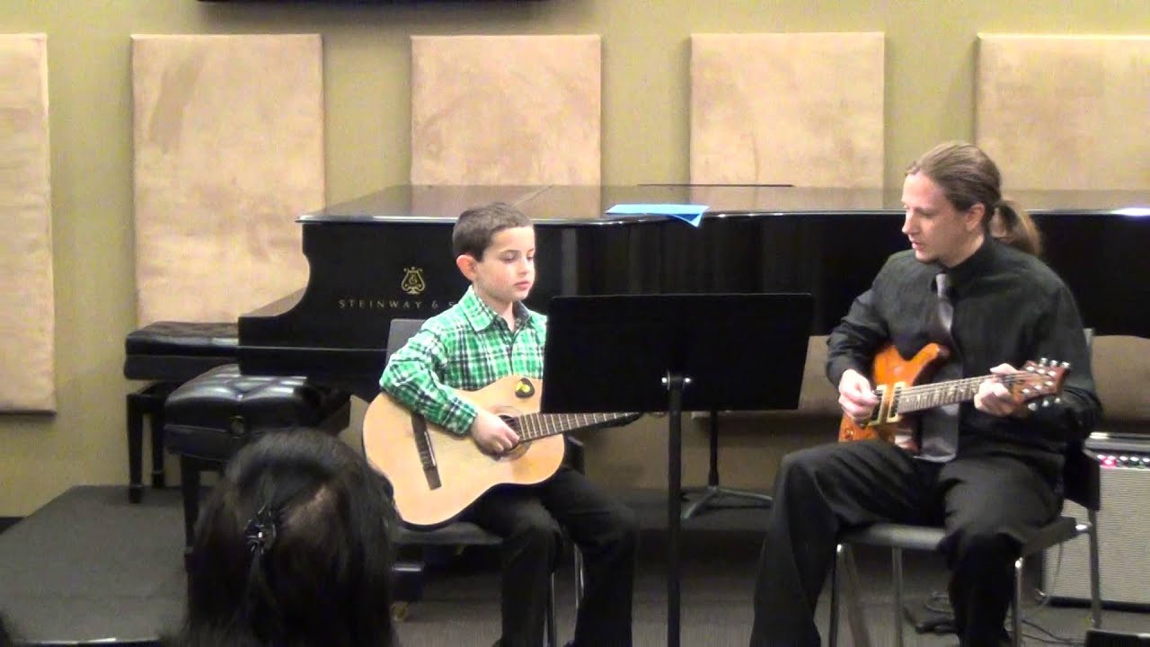 Jacob guitar recital 2013_1214 - YouTube