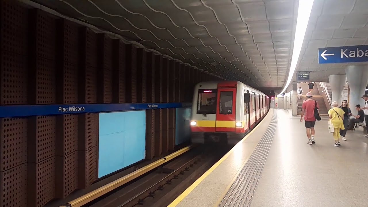 All types of metro trains in Warsaw - YouTube