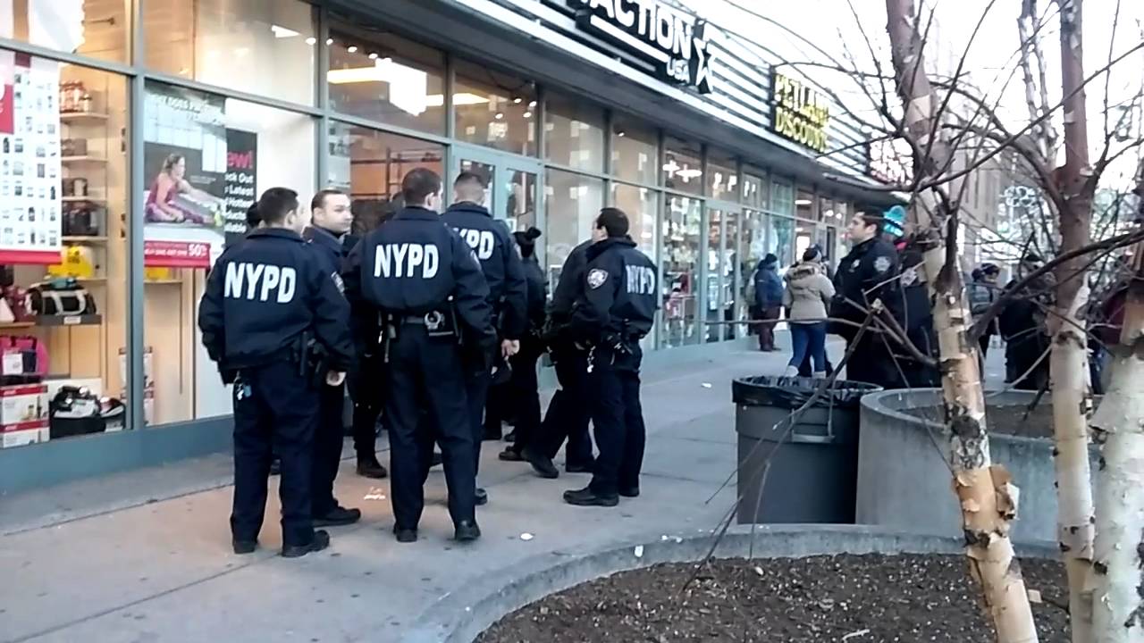 NYPD Arrest And Restrain A Nonviolent EDP In El Barrio, East Harlem ...