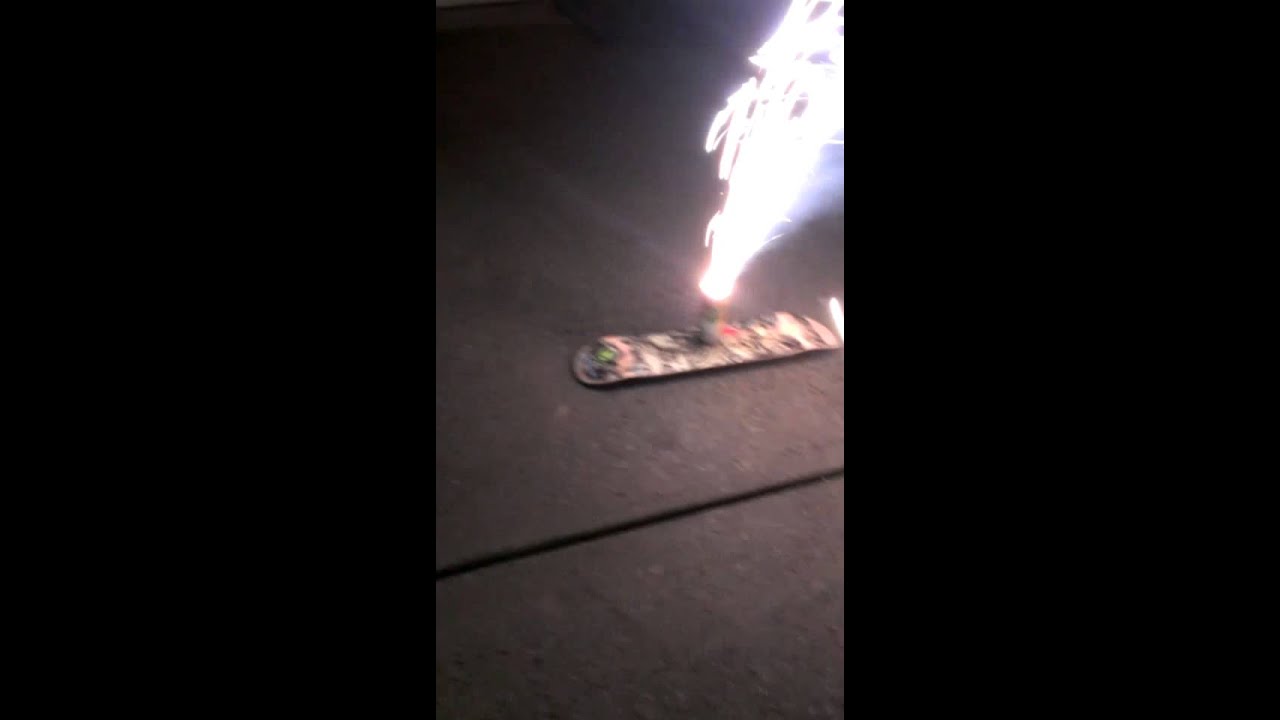 Exploding fountain firework - YouTube