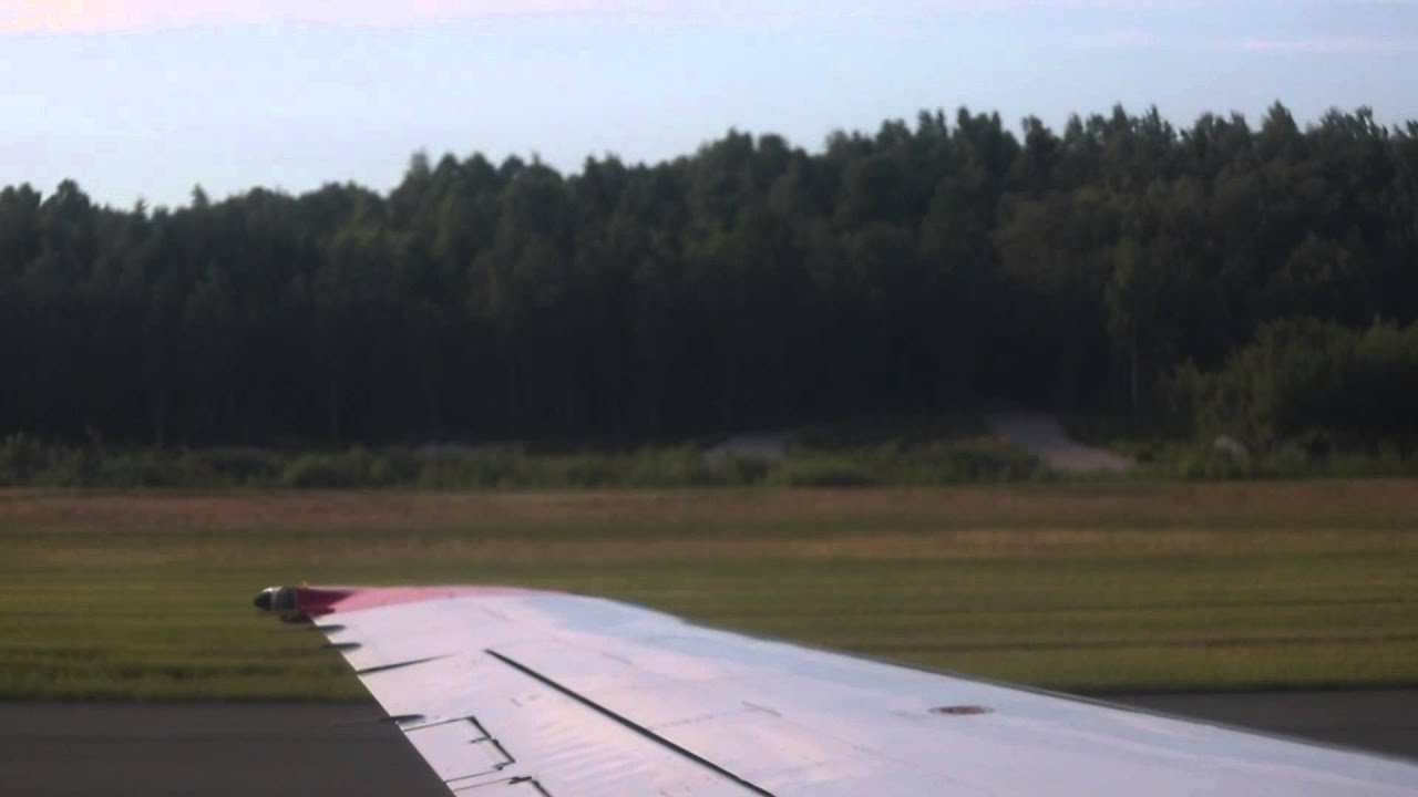 Boeing 717 Engine startup and takeoff (Blue1 Stockholm Arlanda Airport ...