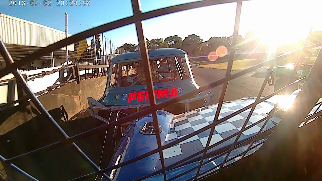 Onchan Raceway | race 2 | 2/7/2018 - YouTube