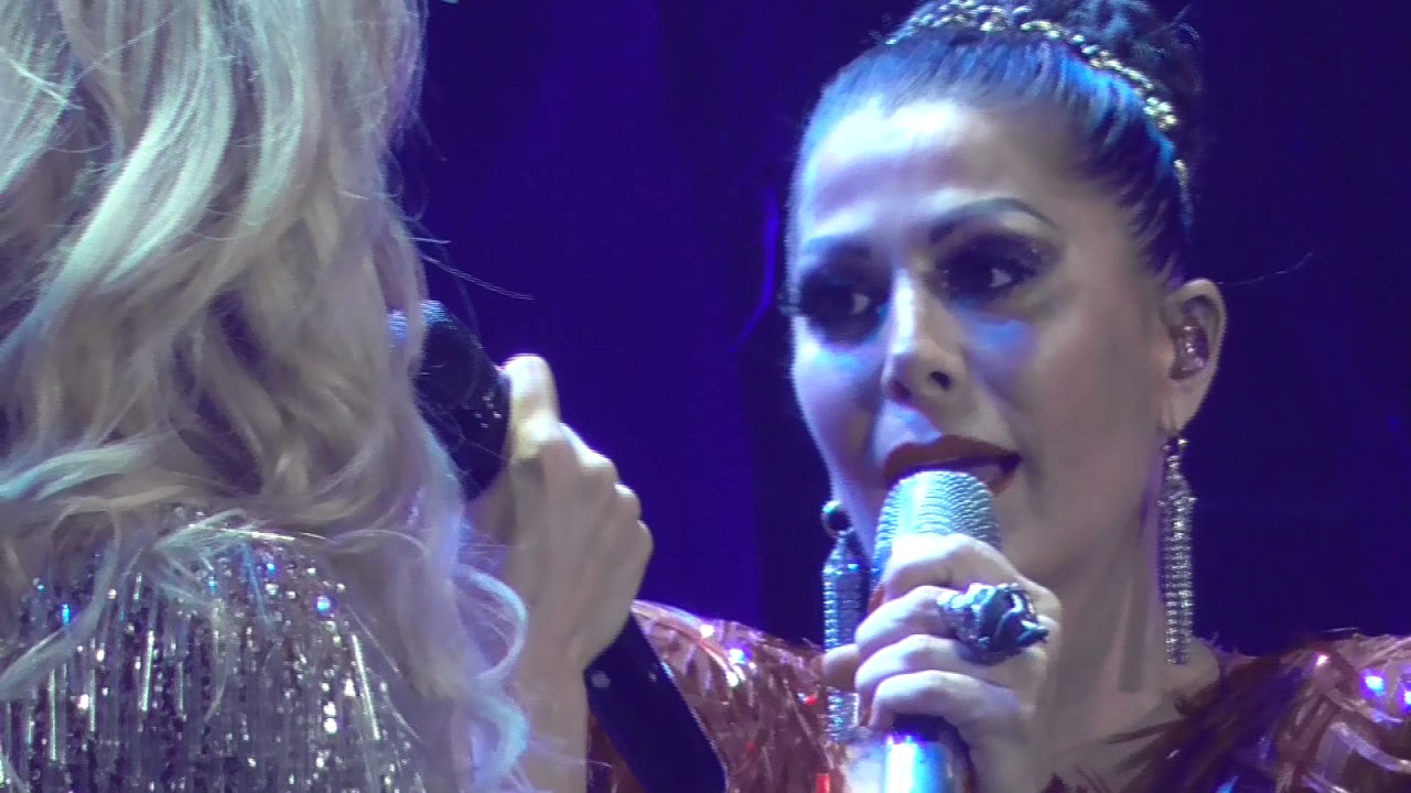 Alejandra Guzman Vs Gloria Trevi Yo Te Esperaba 2017 Youtube
