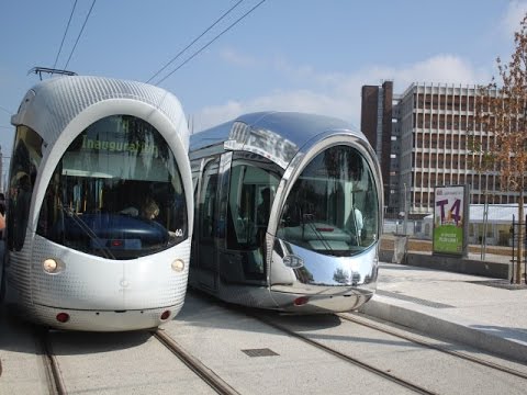 Tramway T4 Lyon Timelapse - YouTube