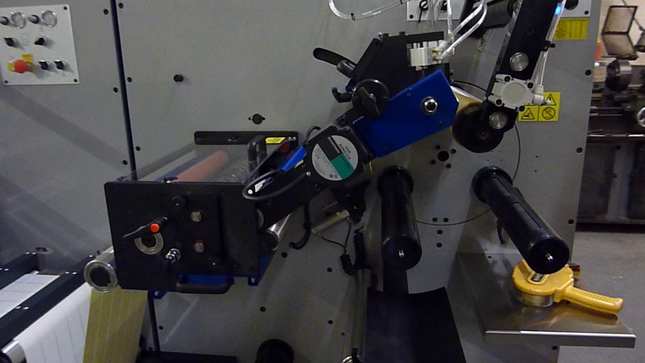 Daco PLD350M Rotary Die Cutter / Semi automatic turret rewinder - YouTube