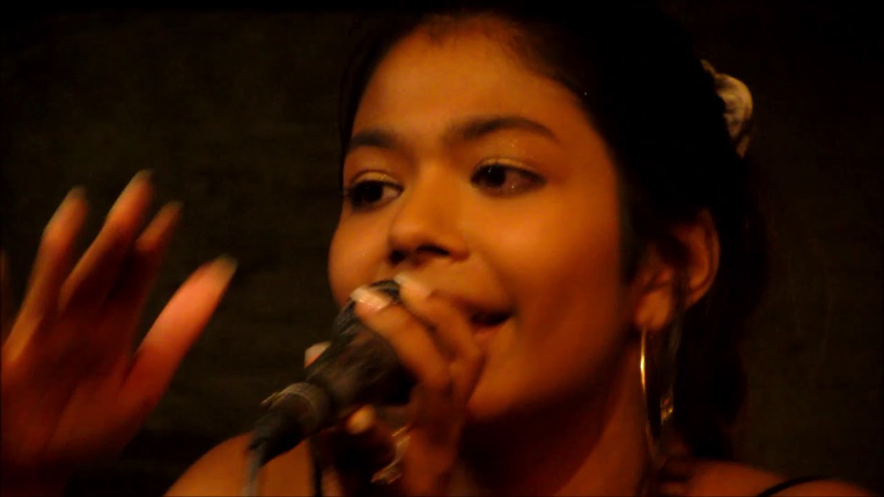 MYNA - When It Rains (LIVE) - YouTube