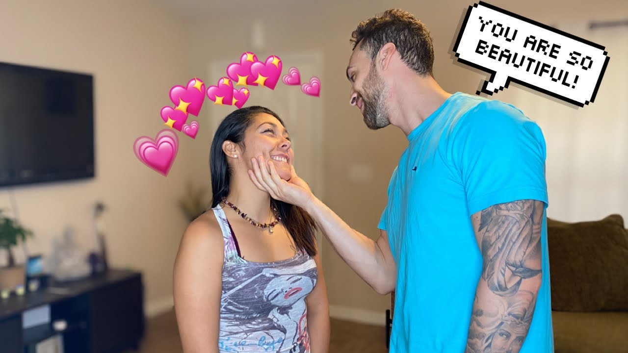 GIVING MY GIRLFRIEND COMPLIMENTS FOR 24 HOURS TO SEE HOW SHE REACTS ...