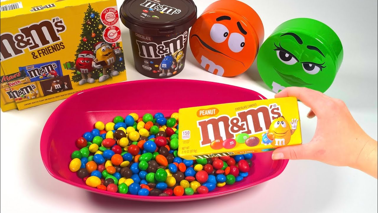 Full box of Candies. The best Color ASMR Mix of M&M's. Oddly satisfying ...