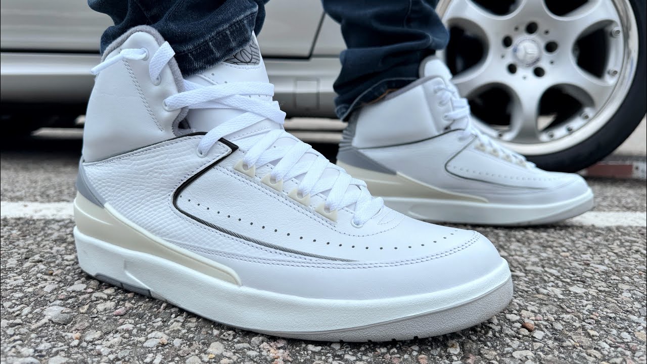 Unboxing : Air Jordan 2 “Cement Grey” - YouTube