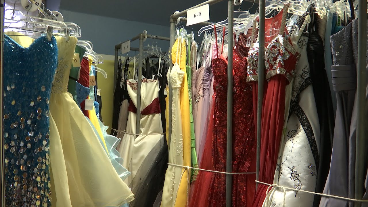 Cinderella Project gives back to local high school students - YouTube