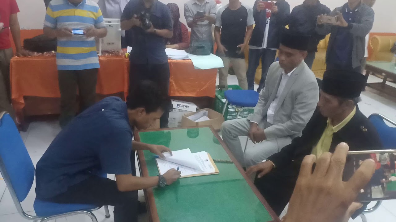 Calon Bupati Bima BP RUSLAN H ISMAIL(3) - YouTube