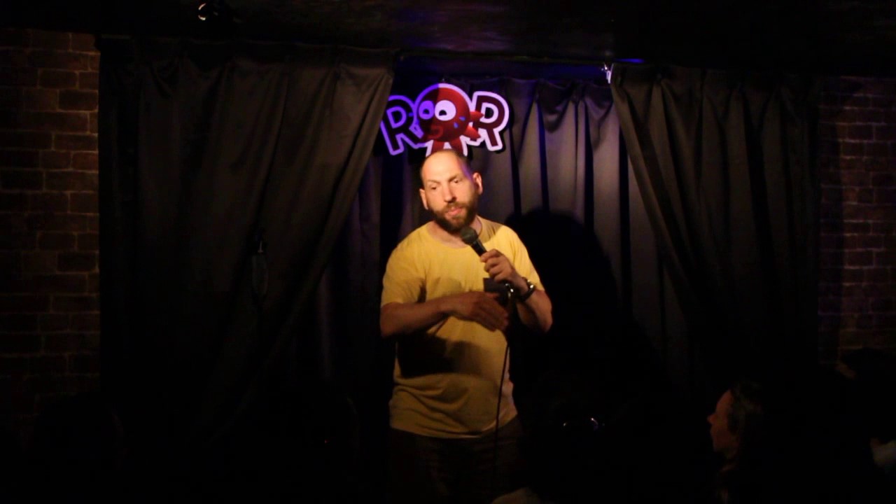 Adam Bloom at ROR Comedy Club, Osaka - YouTube