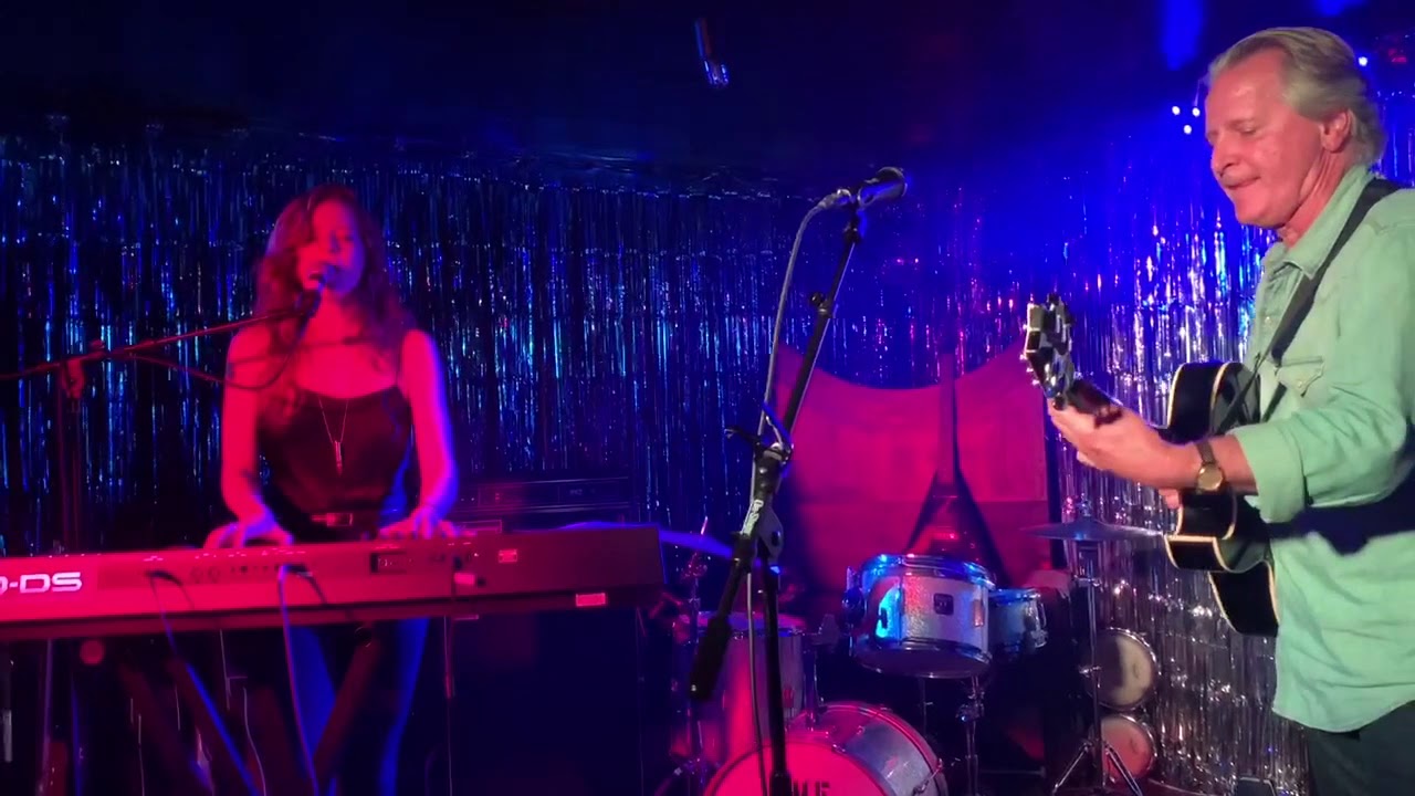 "Echo" Kayce Laine with Lewis McGehee at The Bowery Vault - YouTube