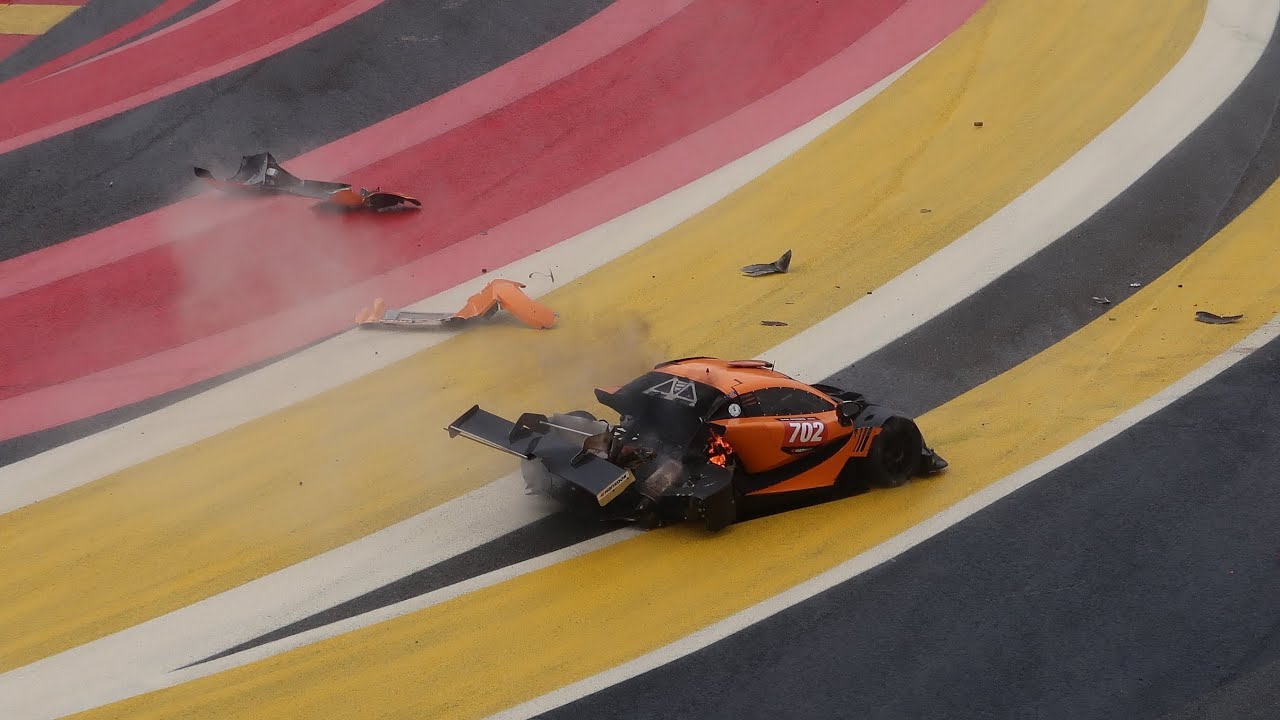 12H Spa-Francorchamps Vortex crash (aftermath) - YouTube