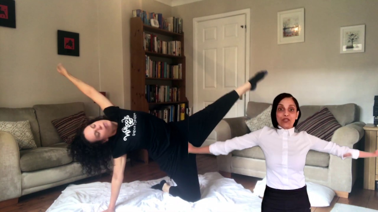 Bedtime Playtime (Makaton) - YouTube