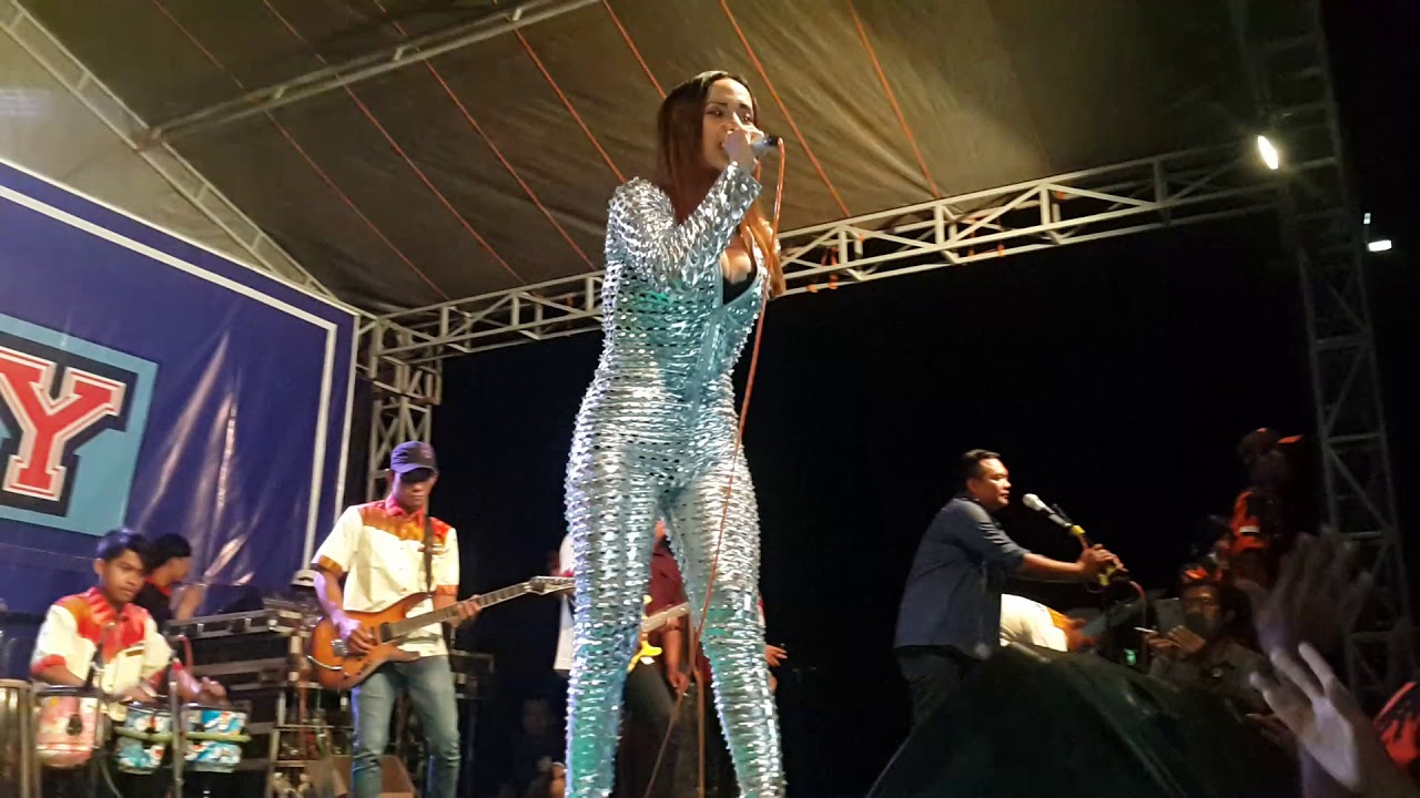 Uut Selly - Konco Mesra - Audrey live Baran, Gunungkidul - YouTube